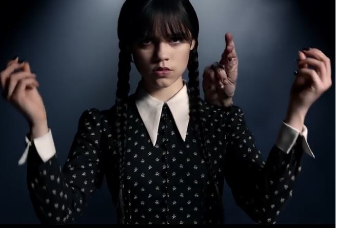 De la mano de Tim Burton: Jenna Ortega será Merlina Addams en la nueva ...